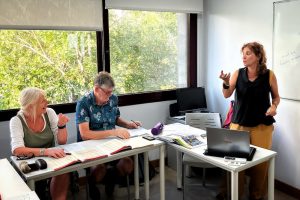 Importancia de Instrucciones en Clases de Español - Formacionele